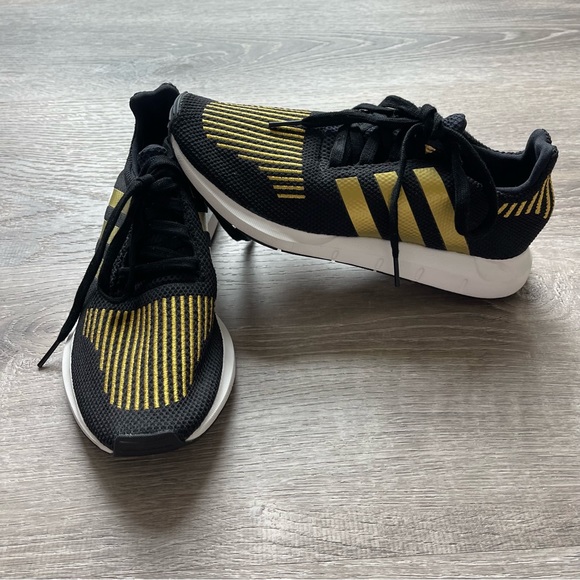 adidas | Shoes | Adidas Swift Runner Sneakers Black Gold Sz 65 | Poshmark